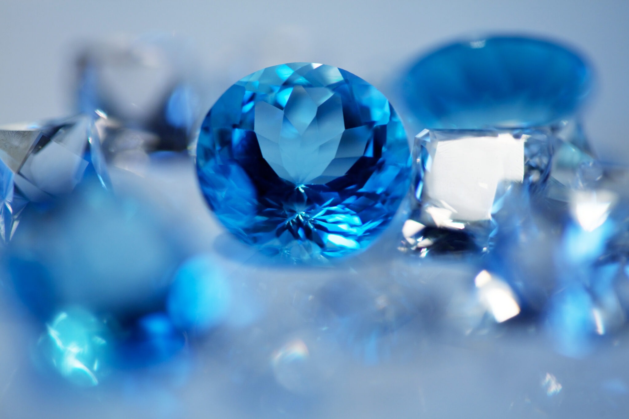 What is a Topaz Good For? A Complete Guide to This Stunning Gemstone ...